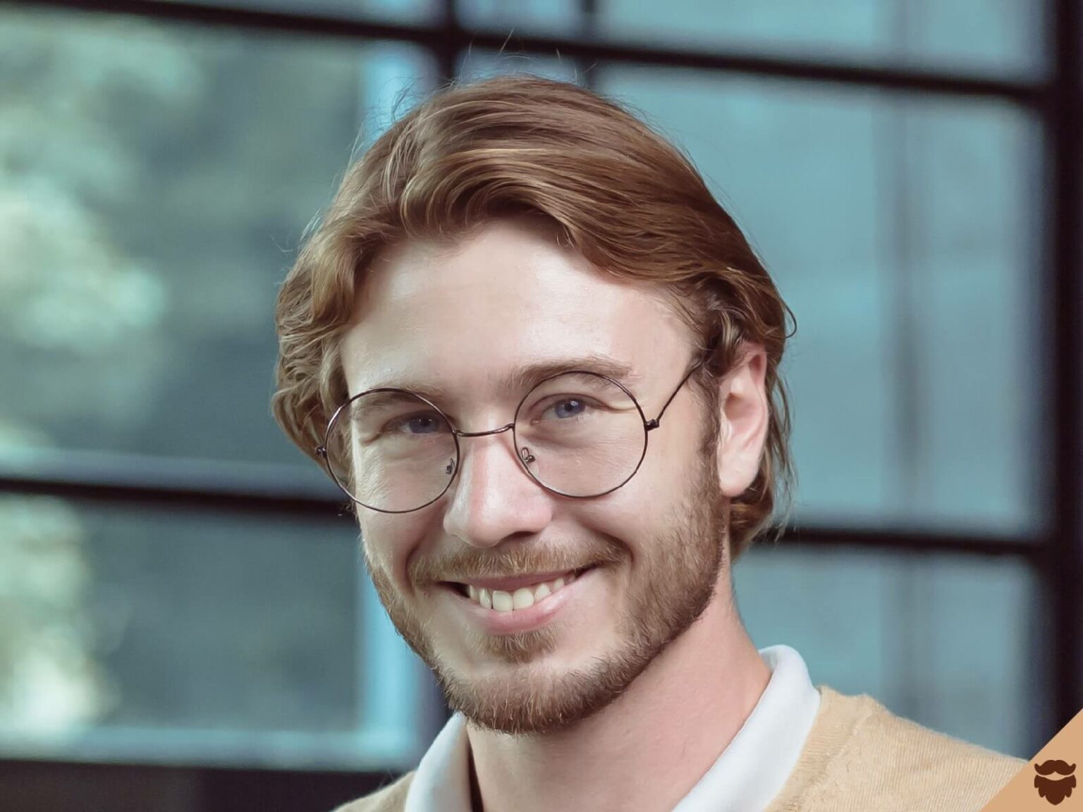 Barbe Courte : Bien se la tailler + Styles & Entretien | BDW